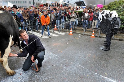 The 8 Most Ridiculously Badass Protesters Ever Photographed ...