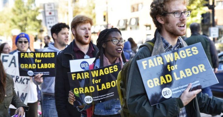Univ. Of Illinois Graduate Student Workers Strike, Occupy President's ...