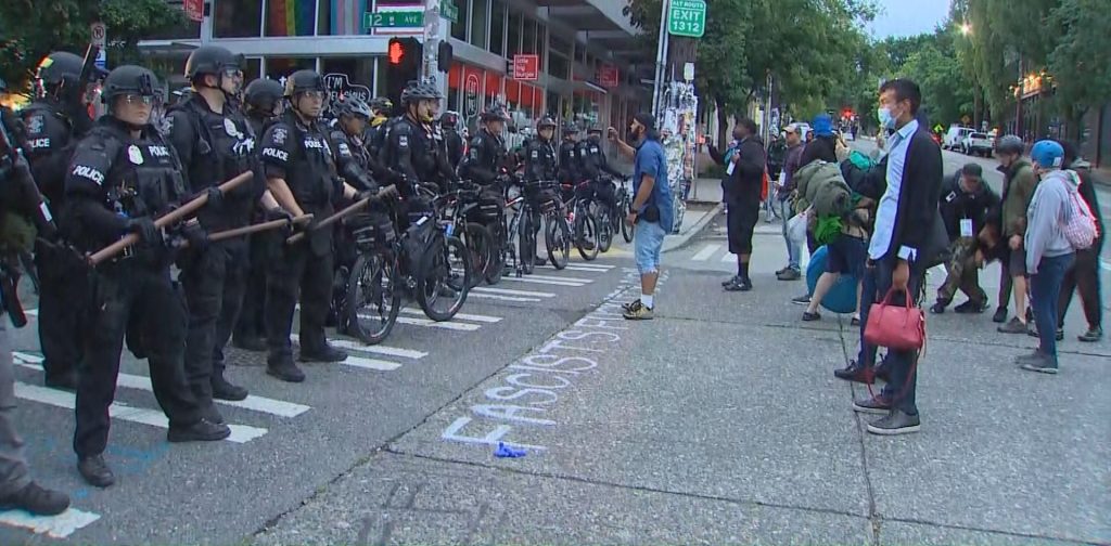 Seattle Mayor Orders Police Clearing Of Capitol Hill Occupy Protest ...