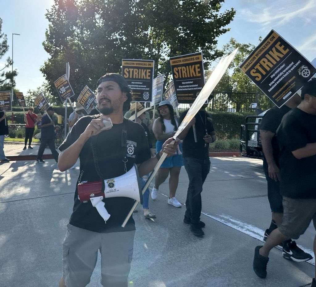 Teamsters Picket Fourth California Warehouse In Expanding Amazon Strike